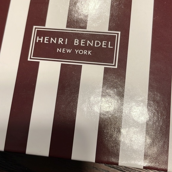 Alex and Ani | Jewelry | Alex And Ani Bracelet In Henri Bendel Box ...